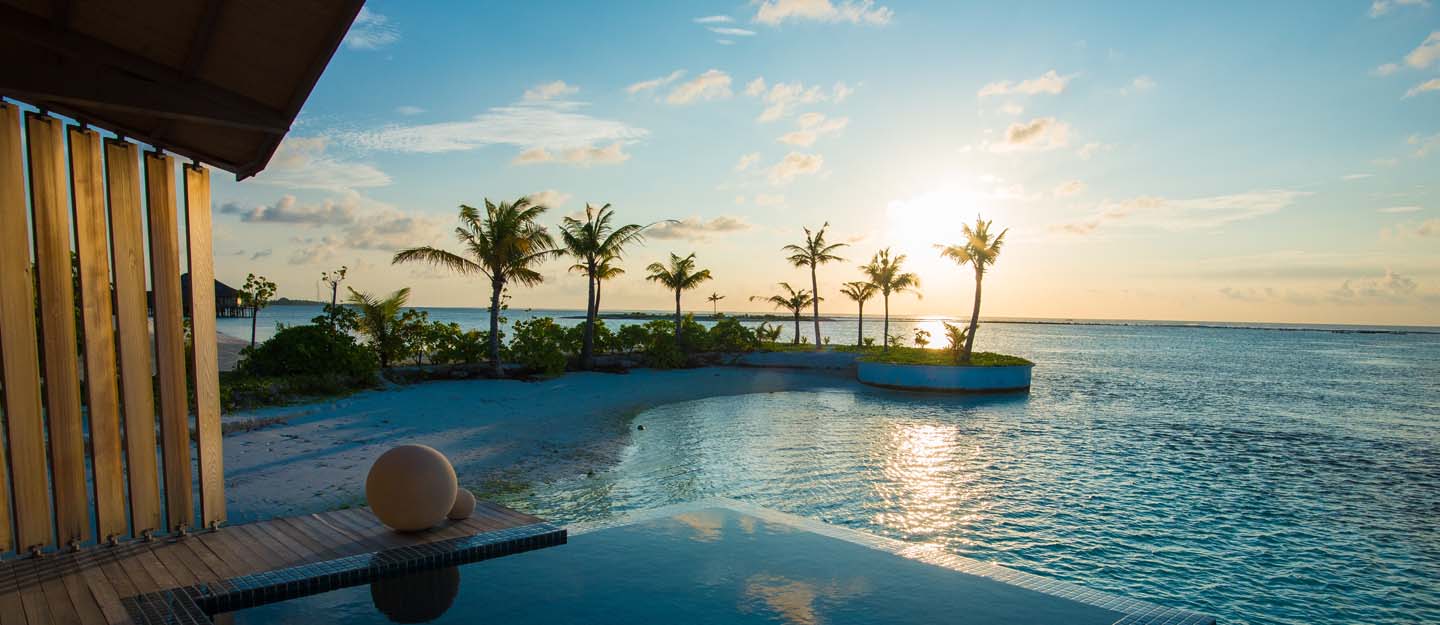 All about Beachfront Living: Pros, Cons & More | dubizzle