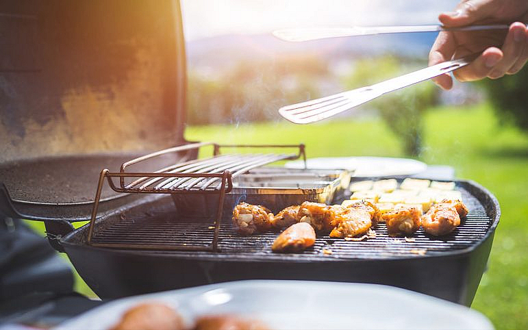Must-Have Home BBQ Equipment: Grill Basket, Tong & More | dubizzle