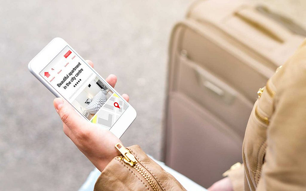 Living in Ras Al Khaimah and Working in Dubai: Pros and Cons | dubizzle