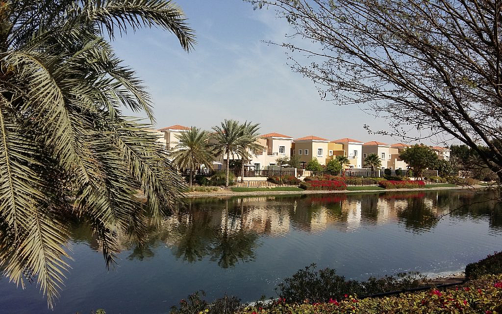 Living in Arabian Ranches: Pros, Cons and More | dubizzle